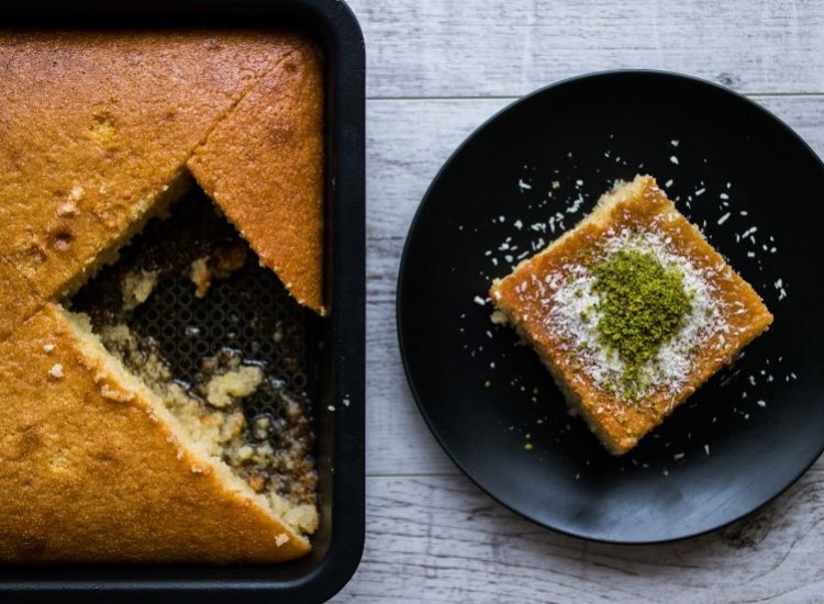 Revani turc à la pistache : recette facile du gâteau oriental
